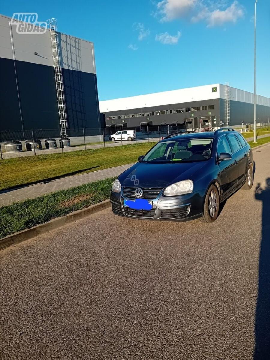 Pelēks Volkswagen Golf 2009 Kauņa, ar dzinēja tilpumu 1.90 L un nobraukumu 267 tūkst. km par 2000 €, foto 1 vietnē AUTOMOTO.COM.LV