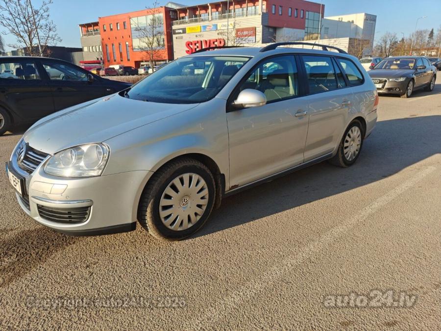 Grey Volkswagen Golf 2009 in Voru, with an engine capacity of 1.90 L and mileage of 264 thousand km for 3000 €, photo 2 on AUTOMOTO.COM.LV