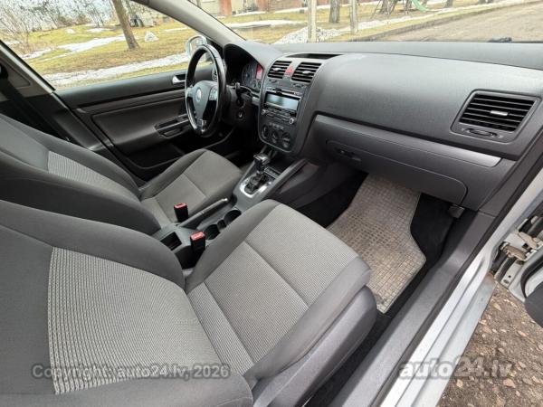 Pelēks Volkswagen Golf 2009 Veru, ar dzinēja tilpumu 1.90 L un nobraukumu 264 tūkst. km par 3000 €, foto 8 vietnē AUTOMOTO.COM.LV