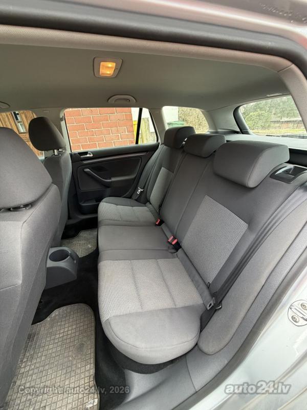 Pelēks Volkswagen Golf 2009 Veru, ar dzinēja tilpumu 1.90 L un nobraukumu 264 tūkst. km par 3000 €, foto 11 vietnē AUTOMOTO.COM.LV