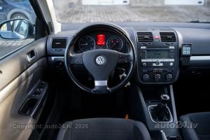 Pelēks Volkswagen Golf 2009 Paide, ar dzinēja tilpumu 1.90 L un nobraukumu 264 tūkst. km par 4190 €, foto 14 vietnē AUTOMOTO.COM.LV