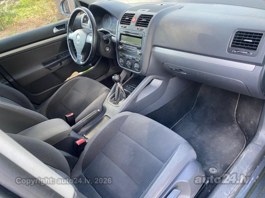 Grey Volkswagen Golf 2009 in Tallinn, with an engine capacity of 1.40 L and mileage of 226 thousand km for 2690 €, photo 7 on AUTOMOTO.COM.LV