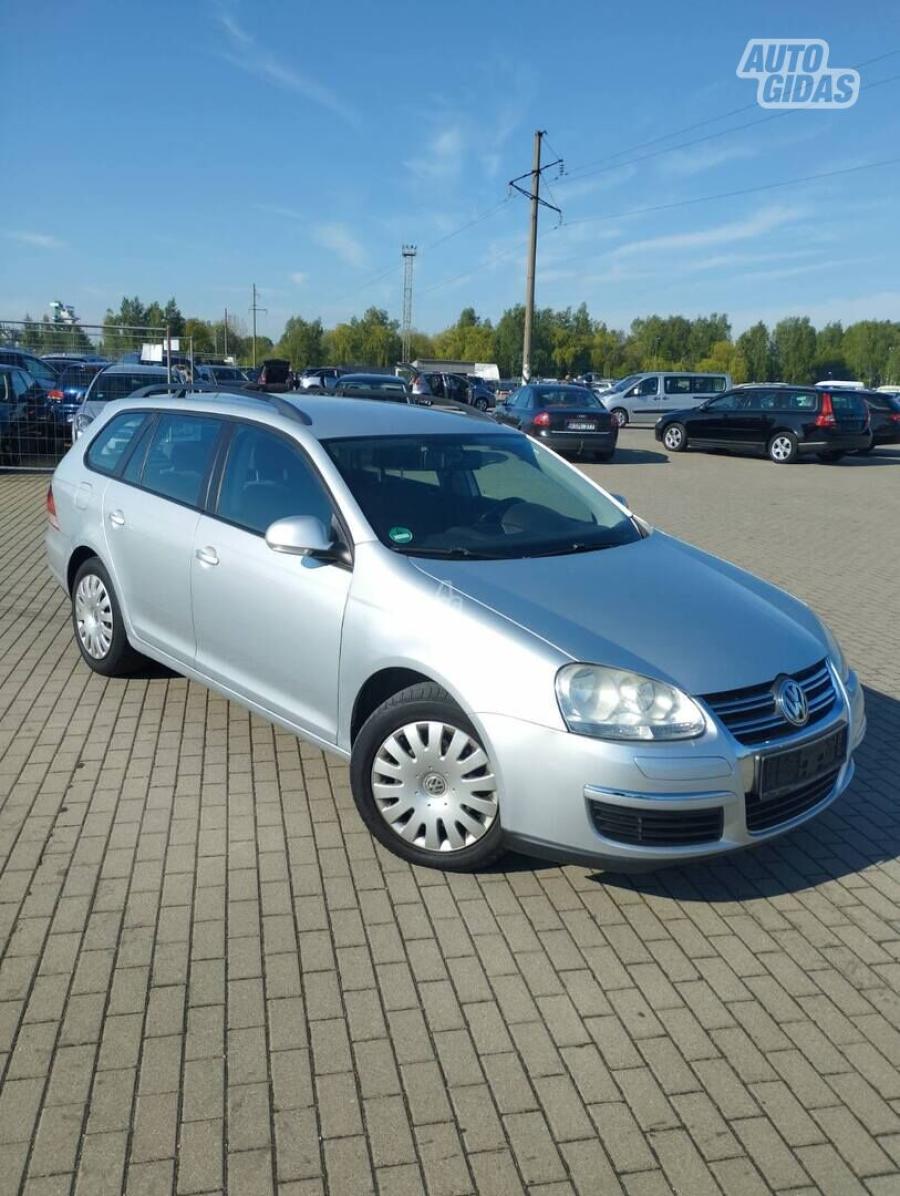 Grey Volkswagen Golf 2009 in Marijampole, with an engine capacity of 1.90 L and mileage of 264 thousand km for 2699 €, photo 1 on AUTOMOTO.COM.LV
