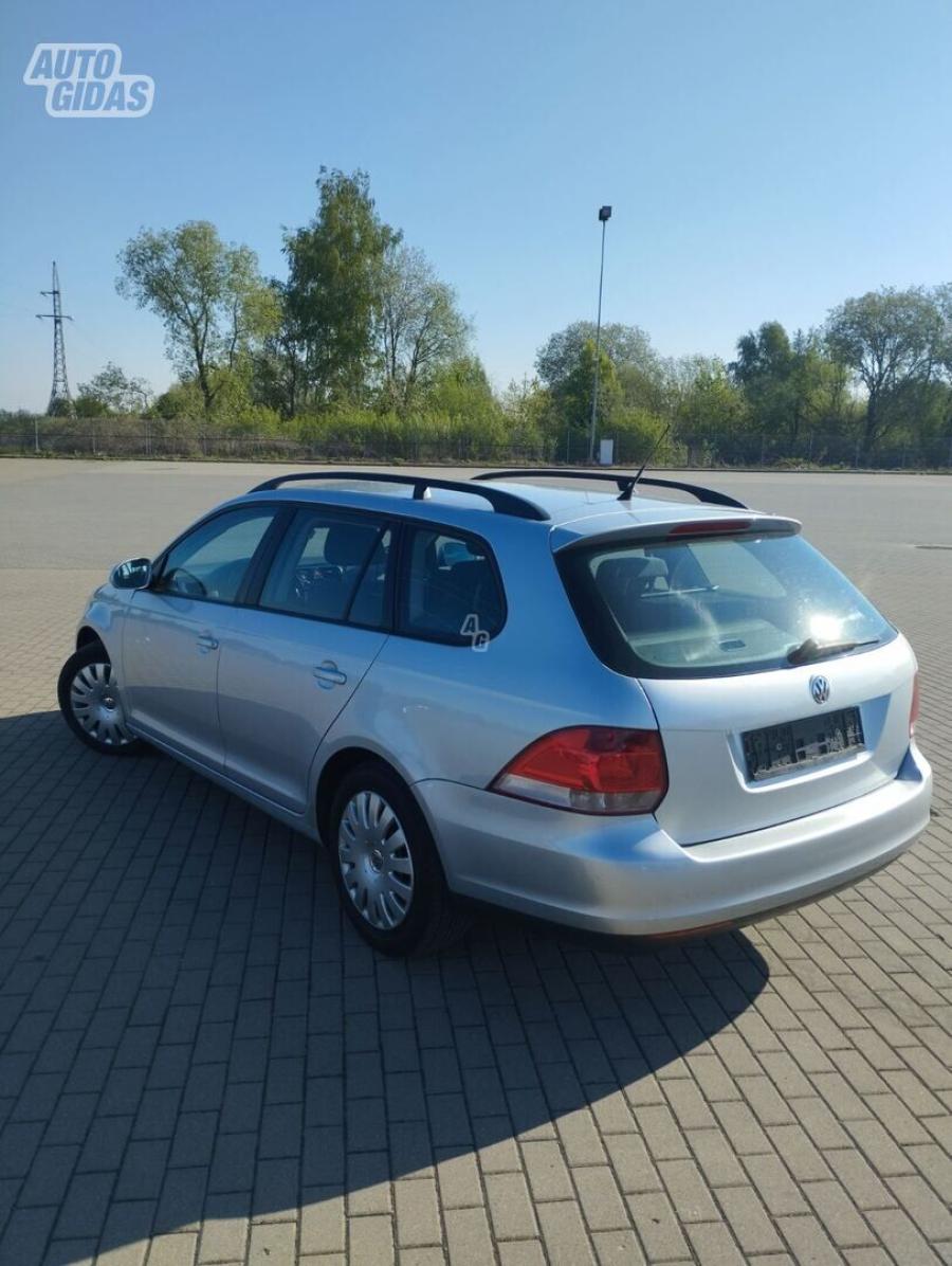 Grey Volkswagen Golf 2009 in Marijampole, with an engine capacity of 1.90 L and mileage of 264 thousand km for 2699 €, photo 4 on AUTOMOTO.COM.LV