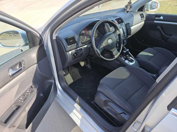 Pelēks Volkswagen Golf 2009 Kauņa, ar dzinēja tilpumu 2.00 L un nobraukumu 263 tūkst. km par 3450 €, foto 10 vietnē AUTOMOTO.COM.LV
