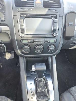 Pelēks Volkswagen Golf 2009 Kauņa, ar dzinēja tilpumu 2.00 L un nobraukumu 263 tūkst. km par 3450 €, foto 13 vietnē AUTOMOTO.COM.LV