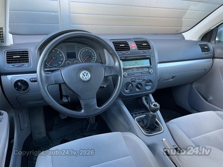 Grey Volkswagen Golf 2009 in Tallinn, with an engine capacity of 1.40 L and mileage of 191 thousand km for 3499 €, photo 10 on AUTOMOTO.COM.LV
