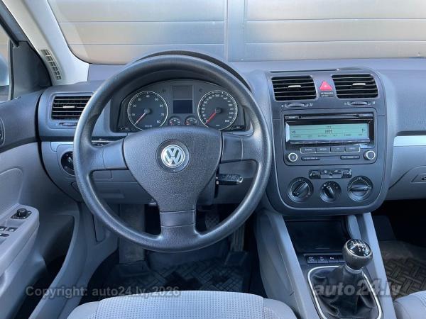 Grey Volkswagen Golf 2009 in Tallinn, with an engine capacity of 1.40 L and mileage of 191 thousand km for 3499 €, photo 10 on AUTOMOTO.COM.LV