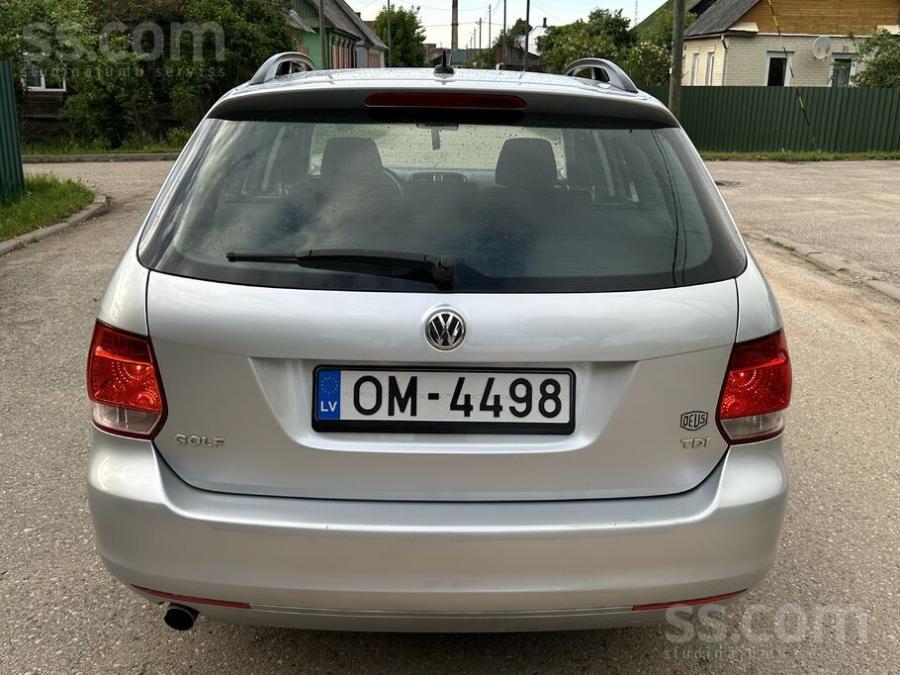 Grey Volkswagen Golf 2009 in Daugavpils, with an engine capacity of 1.60 L and mileage of 200 thousand km for 3650 €, photo 7 on AUTOMOTO.COM.LV