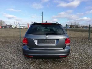 Grey Volkswagen Golf 2009 in Saldus, with an engine capacity of 1.40 L and mileage of 255 thousand km for 4300 €, photo 13 on AUTOMOTO.COM.LV