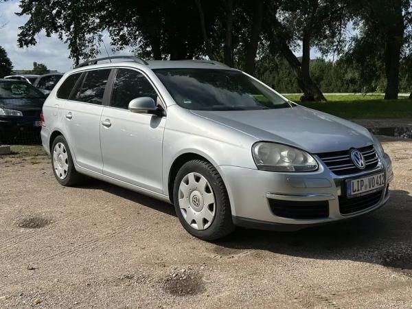 Pelēks Volkswagen Golf 2009 Grobiņa, ar dzinēja tilpumu 1.90 L un nobraukumu 278 tūkst. km par 2995 €, foto 3 vietnē AUTOMOTO.COM.LV