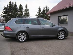 Grey Volkswagen Golf 2009 in Sigulda, with an engine capacity of 1.90 L and mileage of 282 thousand km for 2550 €, photo 4 on AUTOMOTO.COM.LV