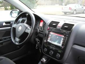 Grey Volkswagen Golf 2009 in Sigulda, with an engine capacity of 1.90 L and mileage of 282 thousand km for 2550 €, photo 24 on AUTOMOTO.COM.LV