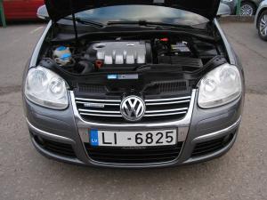 Grey Volkswagen Golf 2009 in Sigulda, with an engine capacity of 1.90 L and mileage of 282 thousand km for 2550 €, photo 27 on AUTOMOTO.COM.LV