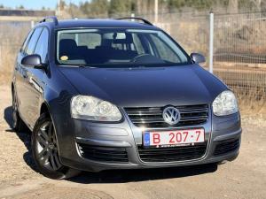 Grey Volkswagen Golf 2009 in Riga, with an engine capacity of 1.90 L and mileage of 270 thousand km for 3995 €, photo  on AUTOMOTO.COM.LV