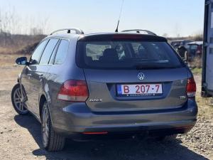 Pelēks Volkswagen Golf 2009 Rīga, ar dzinēja tilpumu 1.90 L un nobraukumu 270 tūkst. km par 3995 €, foto 3 vietnē AUTOMOTO.COM.LV