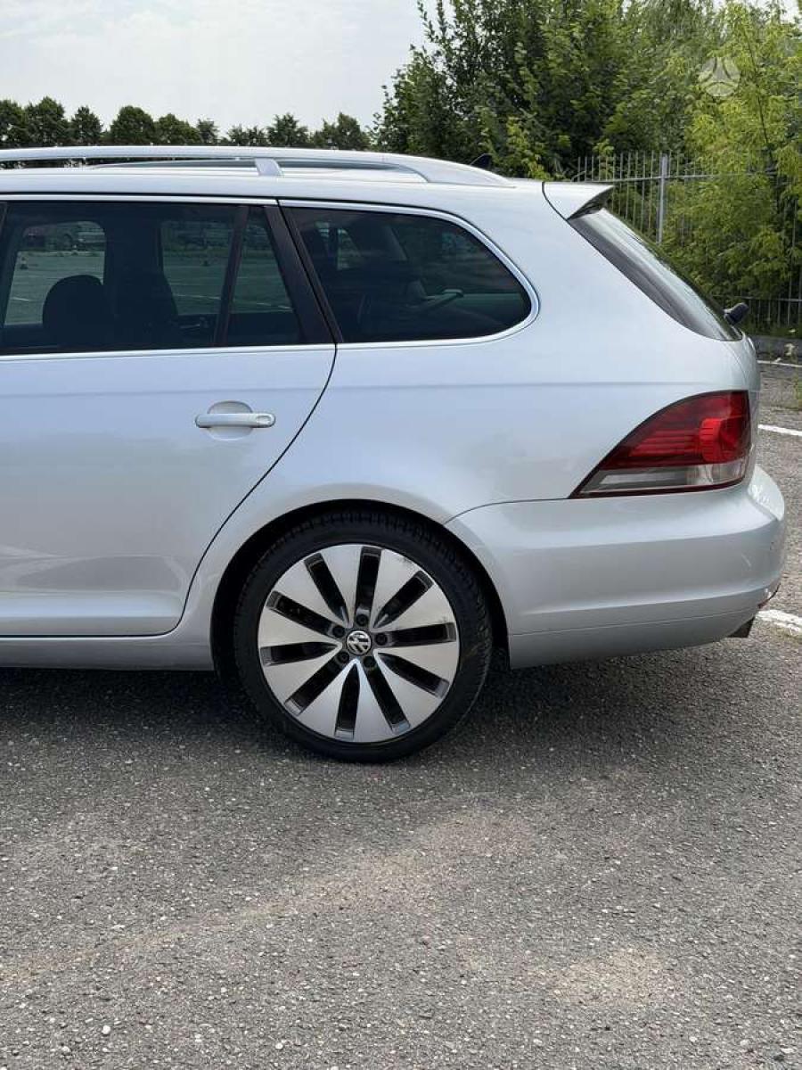 Pelēks Volkswagen Golf 2009 Kėdainiai, ar dzinēja tilpumu 1.60 L un nobraukumu 357 tūkst. km par 3400 €, foto 7 vietnē AUTOMOTO.COM.LV