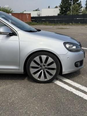 Pelēks Volkswagen Golf 2009 Kėdainiai, ar dzinēja tilpumu 1.60 L un nobraukumu 357 tūkst. km par 3400 €, foto 12 vietnē AUTOMOTO.COM.LV