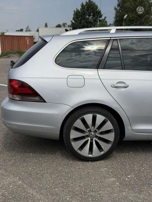 Pelēks Volkswagen Golf 2009 Kėdainiai, ar dzinēja tilpumu 1.60 L un nobraukumu 357 tūkst. km par 3400 €, foto 13 vietnē AUTOMOTO.COM.LV