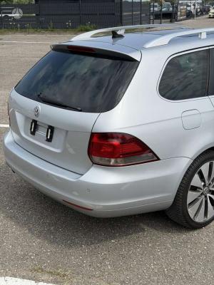 Pelēks Volkswagen Golf 2009 Kėdainiai, ar dzinēja tilpumu 1.60 L un nobraukumu 357 tūkst. km par 3400 €, foto 14 vietnē AUTOMOTO.COM.LV