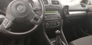 Grey Volkswagen Golf 2009 in Vilnius, with an engine capacity of 1.60 L and mileage of 210 thousand km for 4100 €, photo 8 on AUTOMOTO.COM.LV