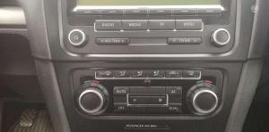 Grey Volkswagen Golf 2009 in Vilnius, with an engine capacity of 1.60 L and mileage of 210 thousand km for 4100 €, photo 9 on AUTOMOTO.COM.LV