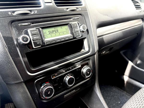 Grey Volkswagen Golf 2009 in Tallinn, with an engine capacity of 1.60 L and mileage of 287 thousand km for 2799 €, photo 9 on AUTOMOTO.COM.LV