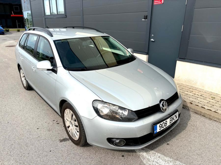 Pelēks Volkswagen Golf 2009 Tallina, ar dzinēja tilpumu 1.60 L un nobraukumu 287 tūkst. km par 2799 €, foto 19 vietnē AUTOMOTO.COM.LV