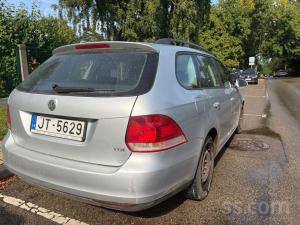 Pelēks Volkswagen Golf 2009 Rīga, ar dzinēja tilpumu 1.90 L un nobraukumu 297 tūkst. km par 1250 €, foto 8 vietnē AUTOMOTO.COM.LV