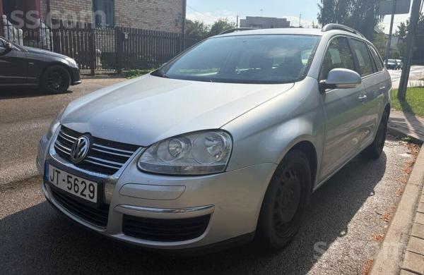 Grey Volkswagen Golf 2009 in Riga, with an engine capacity of 1.90 L and mileage of 297 thousand km for 1250 €, photo 3 on AUTOMOTO.COM.LV