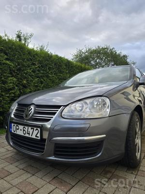 Pelēks Volkswagen Golf 2009 Rēzekne, ar dzinēja tilpumu 1.90 L un nobraukumu 278 tūkst. km par 3250 €, foto 3 vietnē AUTOMOTO.COM.LV
