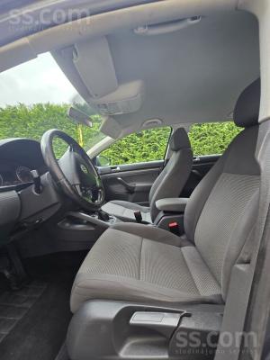 Pelēks Volkswagen Golf 2009 Rēzekne, ar dzinēja tilpumu 1.90 L un nobraukumu 278 tūkst. km par 3250 €, foto 10 vietnē AUTOMOTO.COM.LV