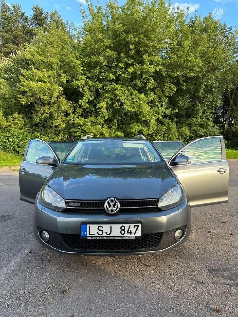 Pelēks Volkswagen Golf 2009 Viļņa, ar dzinēja tilpumu 1.60 L un nobraukumu 303 tūkst. km par 2799 €, foto 12 vietnē AUTOMOTO.COM.LV