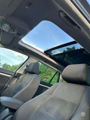 Grey Volkswagen Golf 2009 in Vilnius, with an engine capacity of 1.60 L and mileage of 303 thousand km for 2799 €, photo 22 on AUTOMOTO.COM.LV