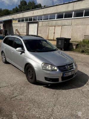 Grey Volkswagen Golf 2009 in Vilnius, with an engine capacity of 1.90 L and mileage of 355 thousand km for 1650 €, photo 3 on AUTOMOTO.COM.LV