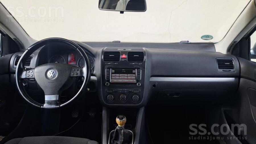 Pelēks Volkswagen Golf 2009 Ogre, ar dzinēja tilpumu 1.90 L un nobraukumu 381 tūkst. km par 1690 €, foto 12 vietnē AUTOMOTO.COM.LV