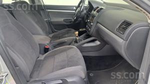 Pelēks Volkswagen Golf 2009 Ogre, ar dzinēja tilpumu 1.90 L un nobraukumu 381 tūkst. km par 1690 €, foto 13 vietnē AUTOMOTO.COM.LV