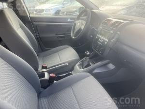 Grey Volkswagen Golf 2009 in Valmiera, with an engine capacity of 1.90 L and mileage of 0 thousand km for 1800 €, photo 6 on AUTOMOTO.COM.LV