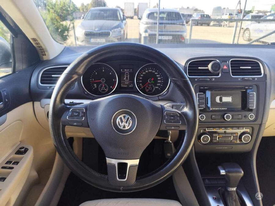 Grey Volkswagen Golf 2010 in Siauliai, with an engine capacity of 2.00 L and mileage of 172 thousand km for 4650 €, photo 11 on AUTOMOTO.COM.LV