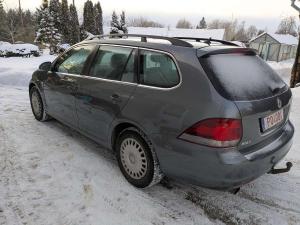 Grey Volkswagen Golf 2010 in Rokiskis, with an engine capacity of 1.60 L and mileage of 230 thousand km for 2999 €, photo 2 on AUTOMOTO.COM.LV