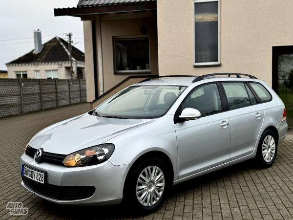 Grey Volkswagen Golf 2010 in Kaunas, with an engine capacity of 1.60 L and mileage of 227 thousand km for 3950 €, photo 1 on AUTOMOTO.COM.LV