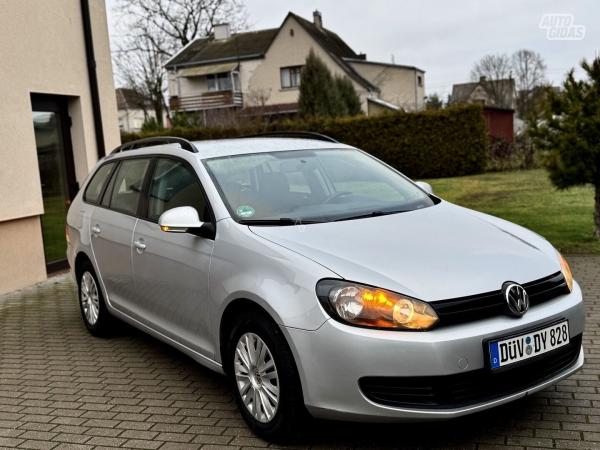 Grey Volkswagen Golf 2010 in Kaunas, with an engine capacity of 1.60 L and mileage of 227 thousand km for 3950 €, photo 3 on AUTOMOTO.COM.LV
