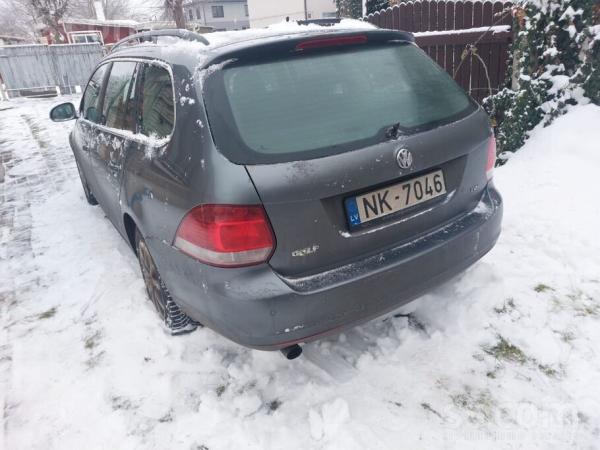 Grey Volkswagen Golf 2010 in Jelgava, with an engine capacity of 1.60 L and mileage of 408 thousand km for 1850 €, photo 2 on AUTOMOTO.COM.LV
