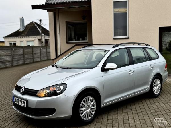Pelēks Volkswagen Golf 2010 Kauņa, ar dzinēja tilpumu 1.60 L un nobraukumu 228 tūkst. km par 3650 €, foto 2 vietnē AUTOMOTO.COM.LV