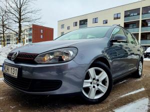 Grey Volkswagen Golf 2010 in Vilnius, with an engine capacity of 1.60 L and mileage of 270 thousand km for 3650 €, photo  on AUTOMOTO.COM.LV