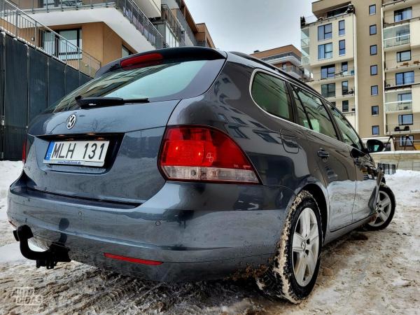 Pelēks Volkswagen Golf 2010 Viļņa, ar dzinēja tilpumu 1.60 L un nobraukumu 270 tūkst. km par 3650 €, foto 5 vietnē AUTOMOTO.COM.LV