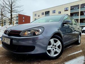 Grey Volkswagen Golf 2010 in Vilnius, with an engine capacity of 1.60 L and mileage of 270 thousand km for 3650 €, photo  on AUTOMOTO.COM.LV