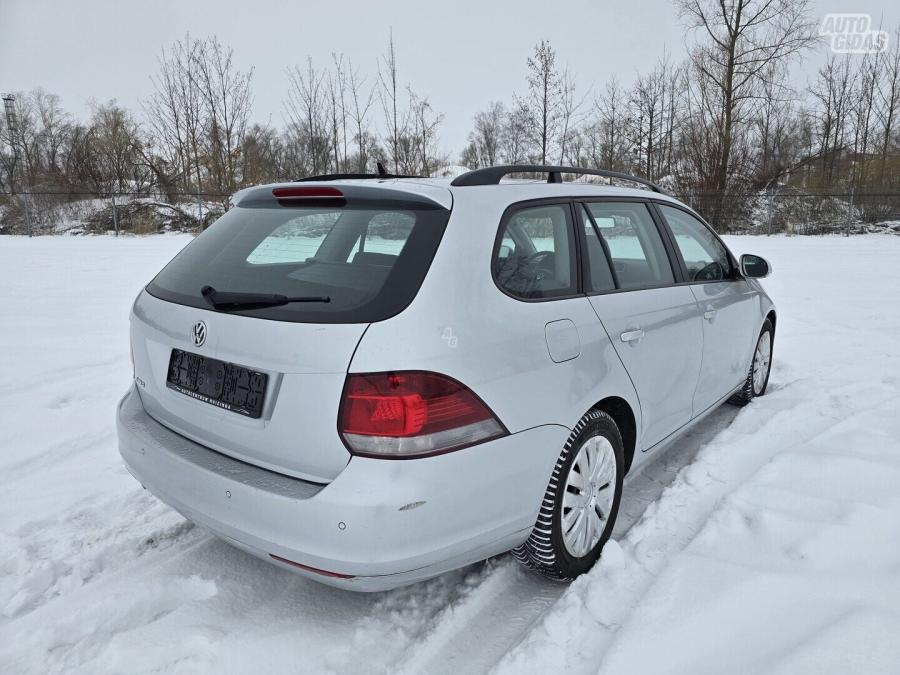 Серый Фольксваген Гольф 2010 в Мариямполе, объемом двигателя 1.20 л и пробегом 267 тыс. км за 1950 €, фото 5 на AUTOMOTO.COM.LV
