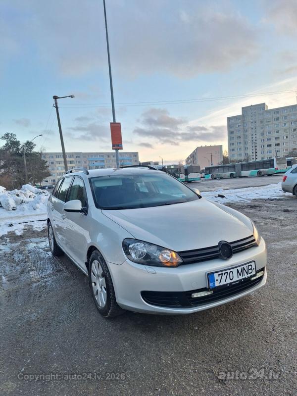 Grey Volkswagen Golf 2010 in Tallinn, with an engine capacity of 1.60 L and mileage of 213 thousand km for 4299 €, photo 2 on AUTOMOTO.COM.LV
