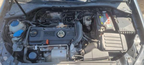 Pelēks Volkswagen Golf 2010 Šauļi, ar dzinēja tilpumu 1.39 L un nobraukumu 334 tūkst. km par 2500 €, foto 11 vietnē AUTOMOTO.COM.LV